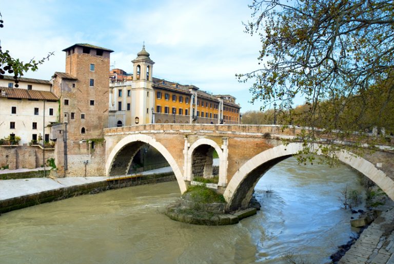 3 Most Romantic Bridges in Rome You Must Cross In Your Lifetime