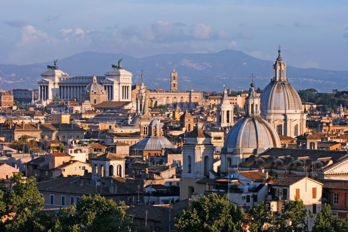 Where to Head to Soak in Panoramic Views in Rome and Vatican City