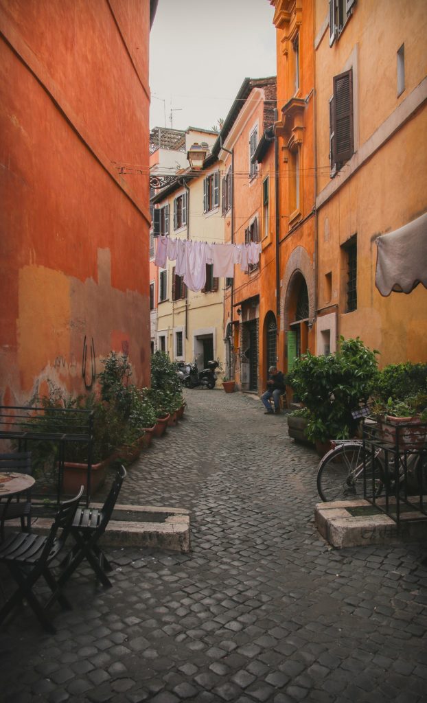 Quick Guide to Explore Rome’s Charming Neighbourhood: Trastevere